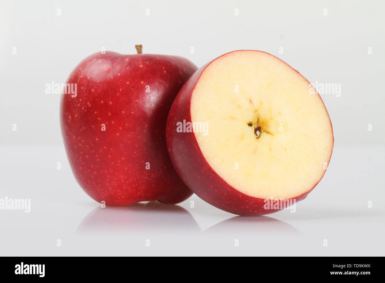 New zealand red rose hi-res stock photography and images - Alamy