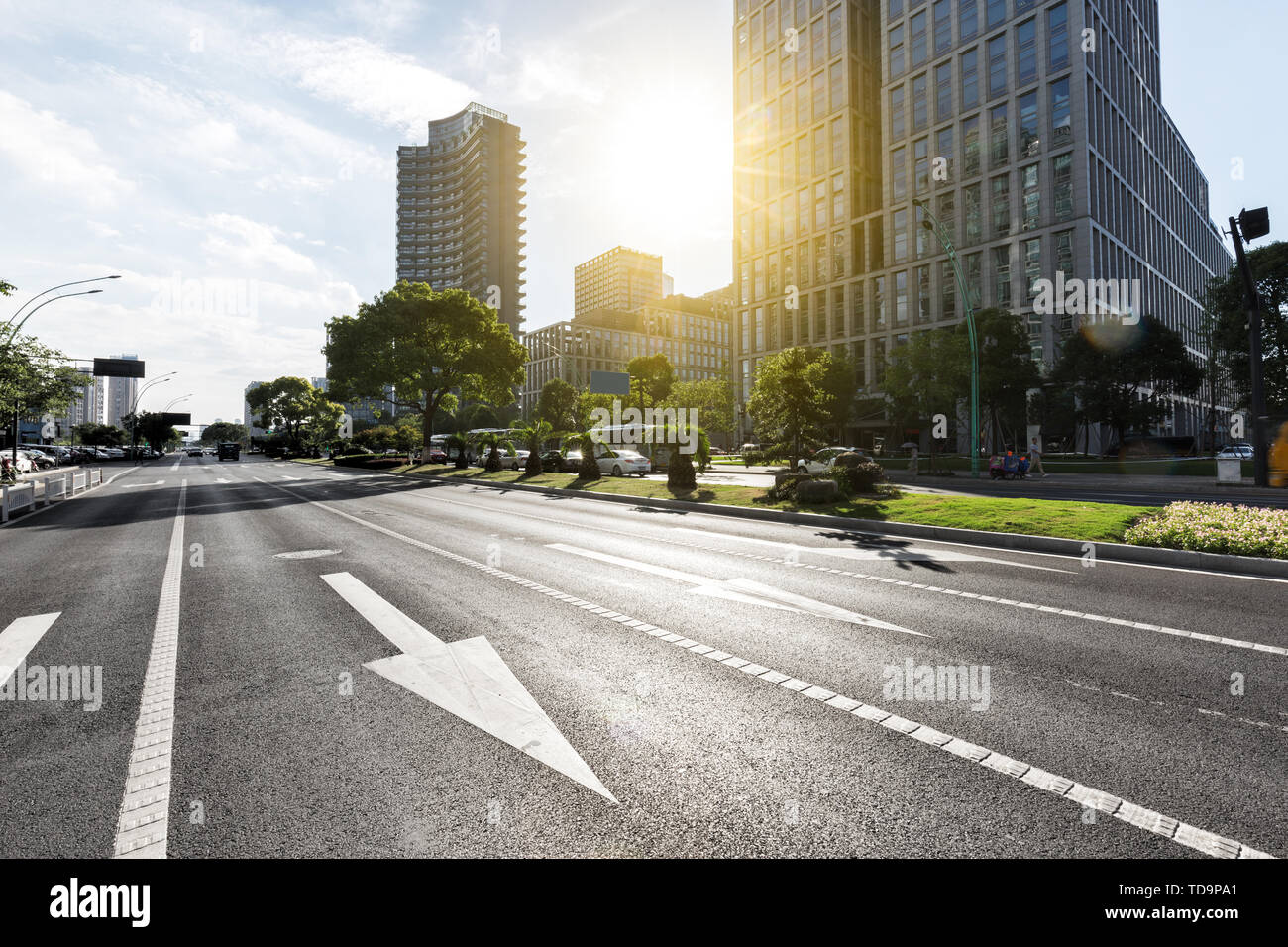 traffic on road in midtown of modern city Stock Photo - Alamy