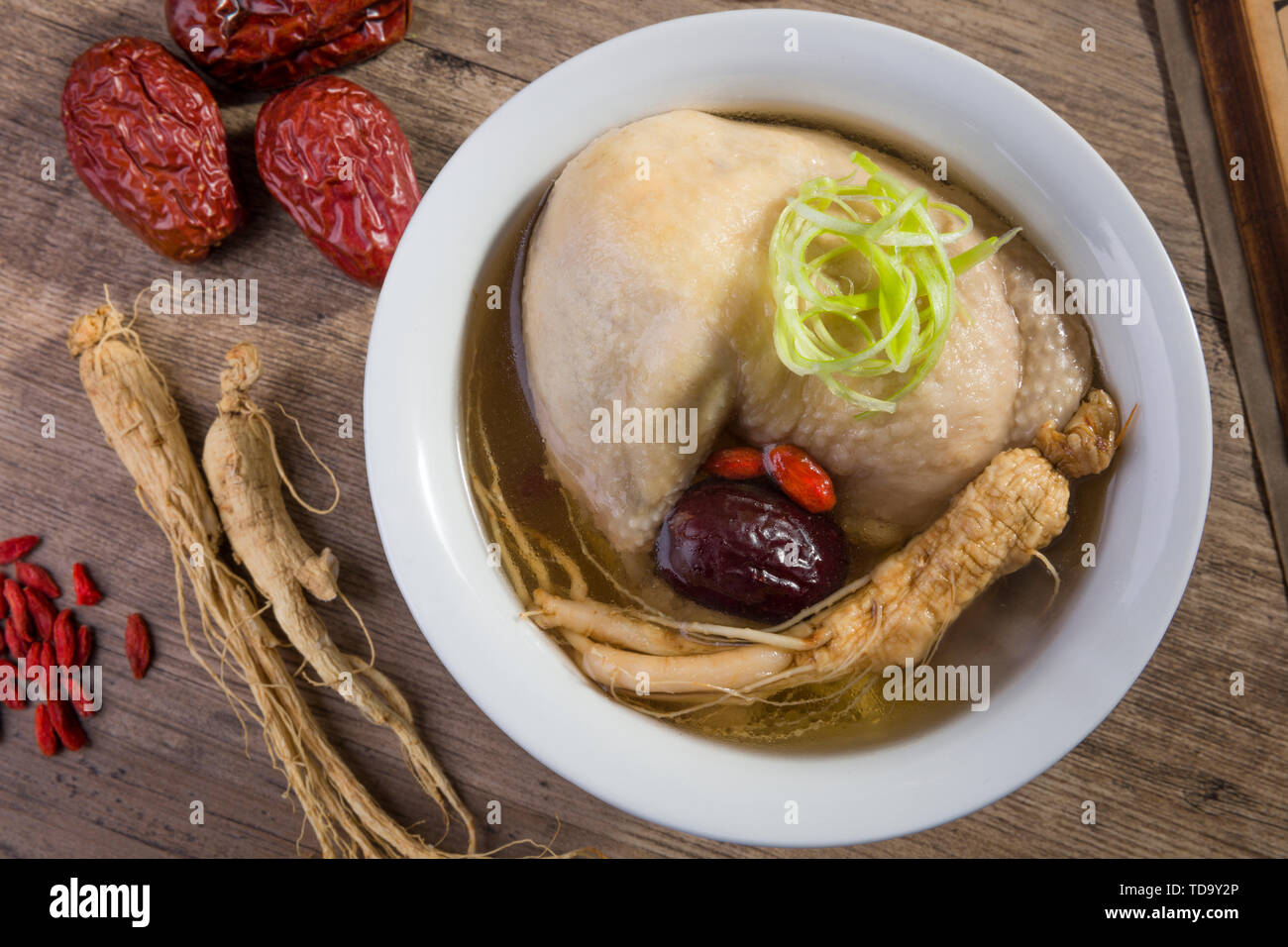 Octagon spice hi-res stock photography and images - Alamy