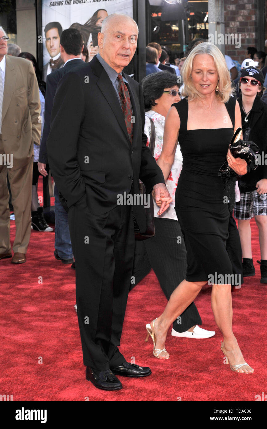 LOS ANGELES, CA. June 16, 2008: Alan Arkin & date at the world premiere ...