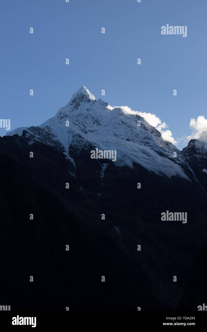 Meri snow mountains hi-res stock photography and images - Alamy