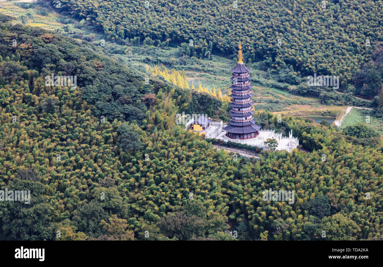 Tiantong hi-res stock photography and images - Alamy