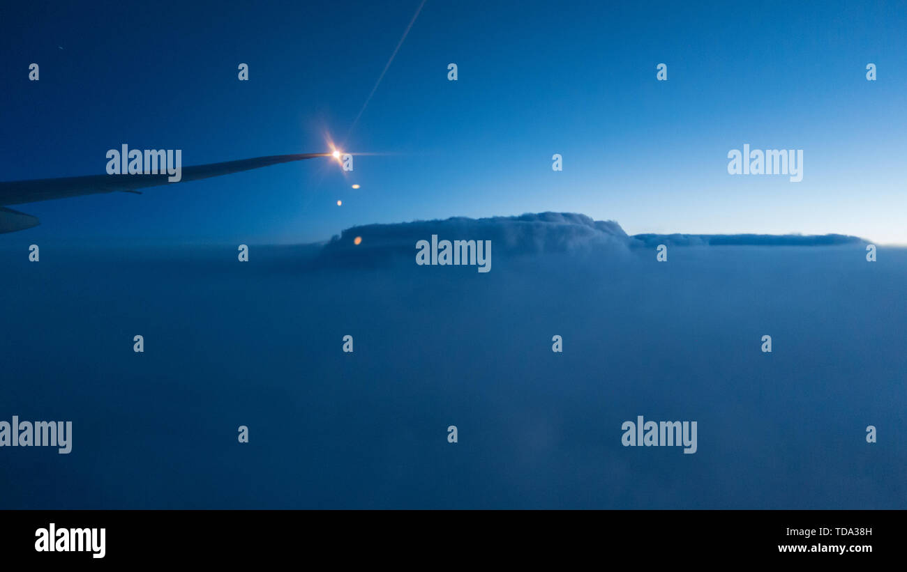 Aircraft flying at high altitude Stock Photo - Alamy