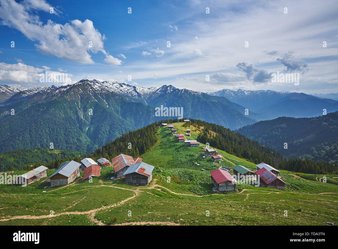 Traditional wooden plateau houses of Pokut Plateau, northeastern ...
