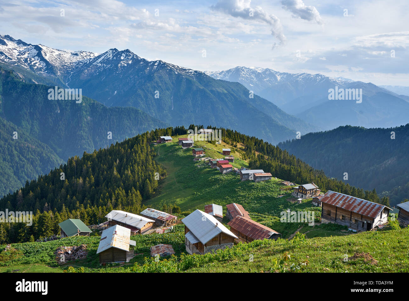 Traditional wooden plateau houses of Pokut Plateau, northeastern ...