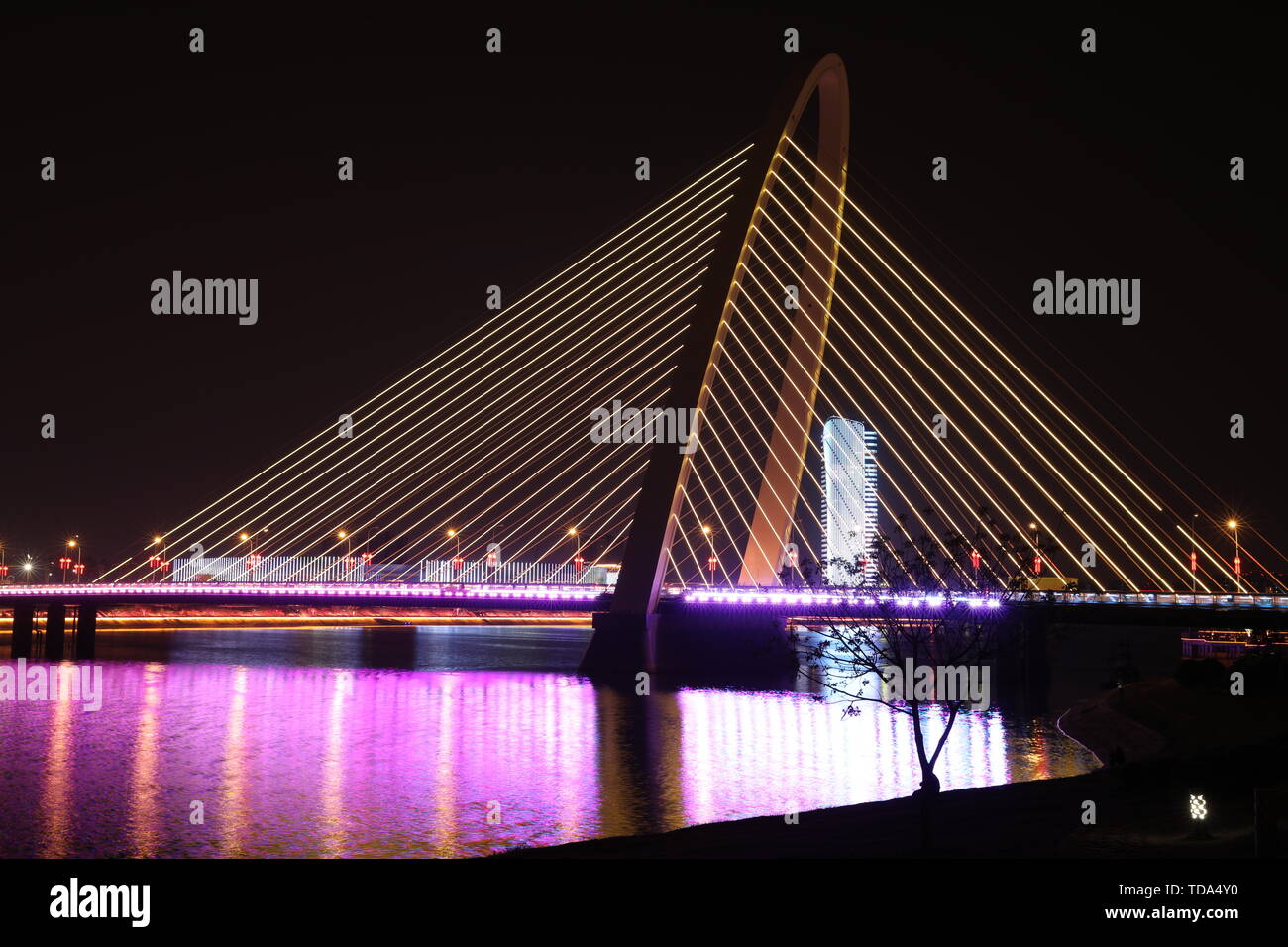 Bahe Rainbow Bridge, Xi'an, Shaanxi Stock Photo - Alamy