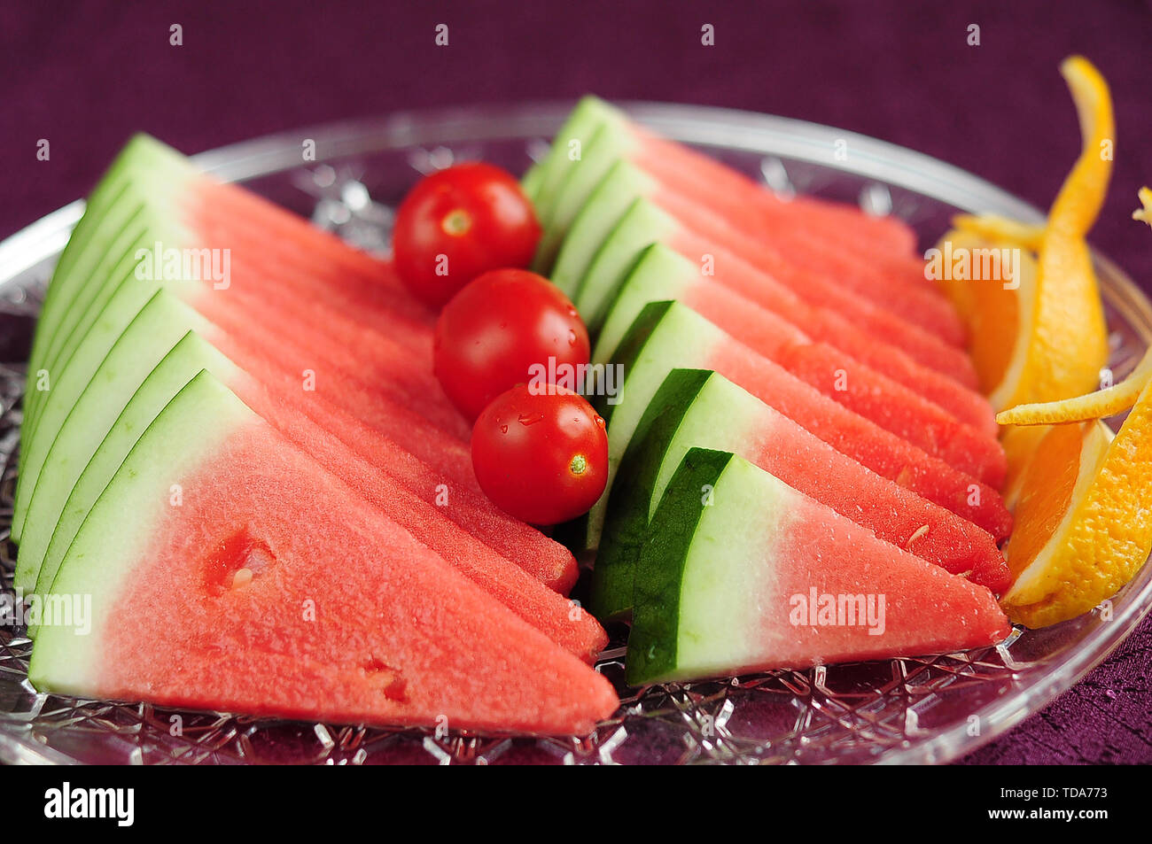 Asian fruit platter hi-res stock photography and images - Alamy