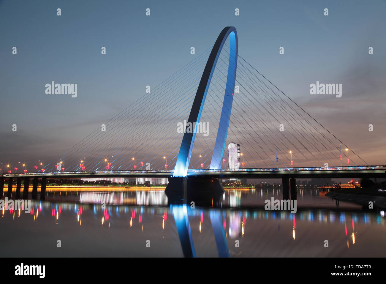 Rainbow Bridge on the Bahe River in Xi'an Stock Photo - Alamy