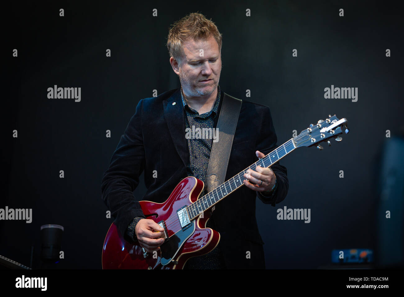 New order band 2019 hi-res stock photography and images - Alamy