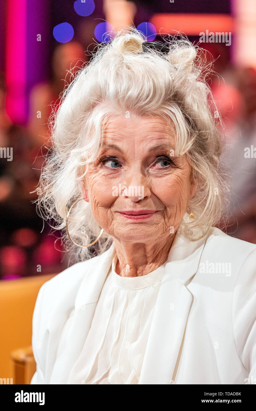 Mdr talk show on german tv hi-res stock photography and images - Alamy