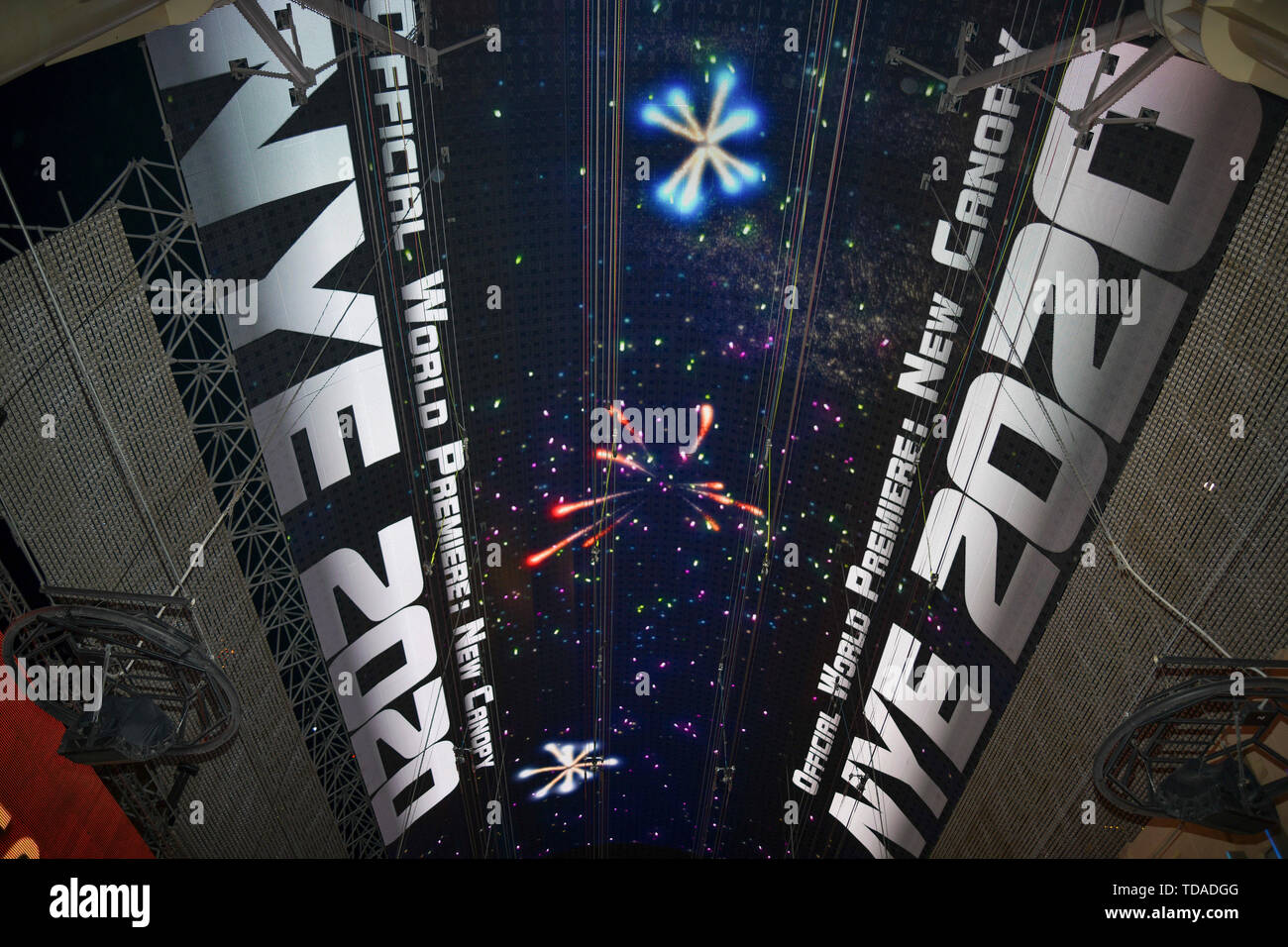 Viva vision light show hi-res stock photography and images - Alamy