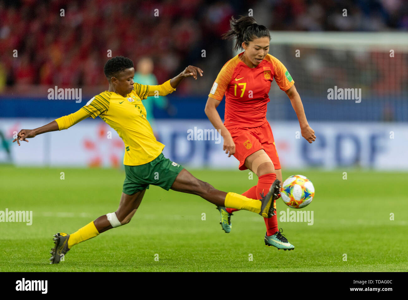 Lebohang Ramalepe (South Africa) Gu Yasha (China) during the FIFA Women ...