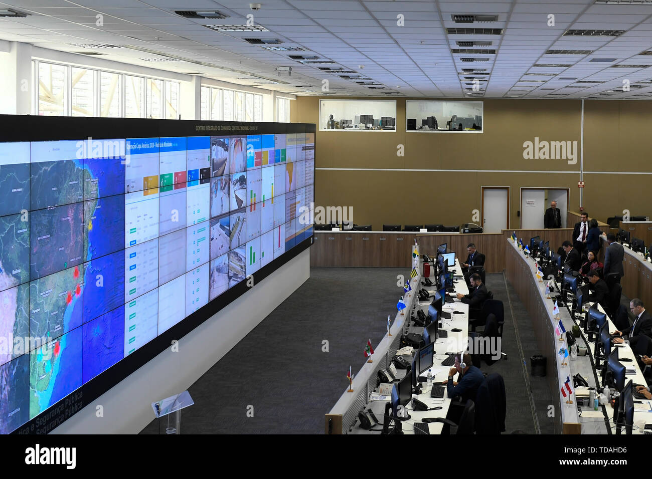 Integrated Command Center High Resolution Stock Photography and Images ...