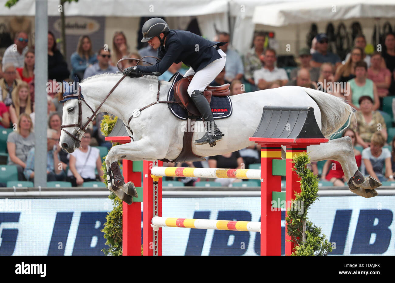 Tim hoffmann hi-res stock photography and images - Alamy