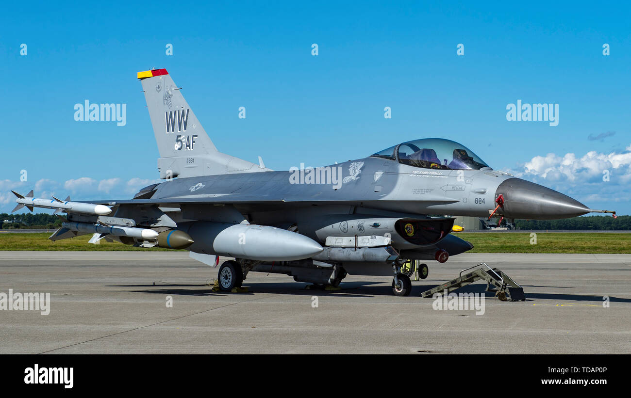 16f 16c hi-res stock photography and images - Alamy