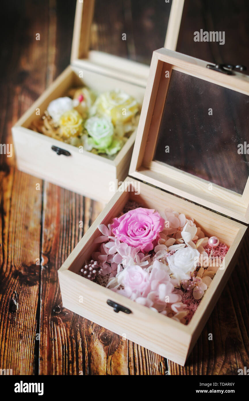 Exquisite gift box Stock Photo - Alamy