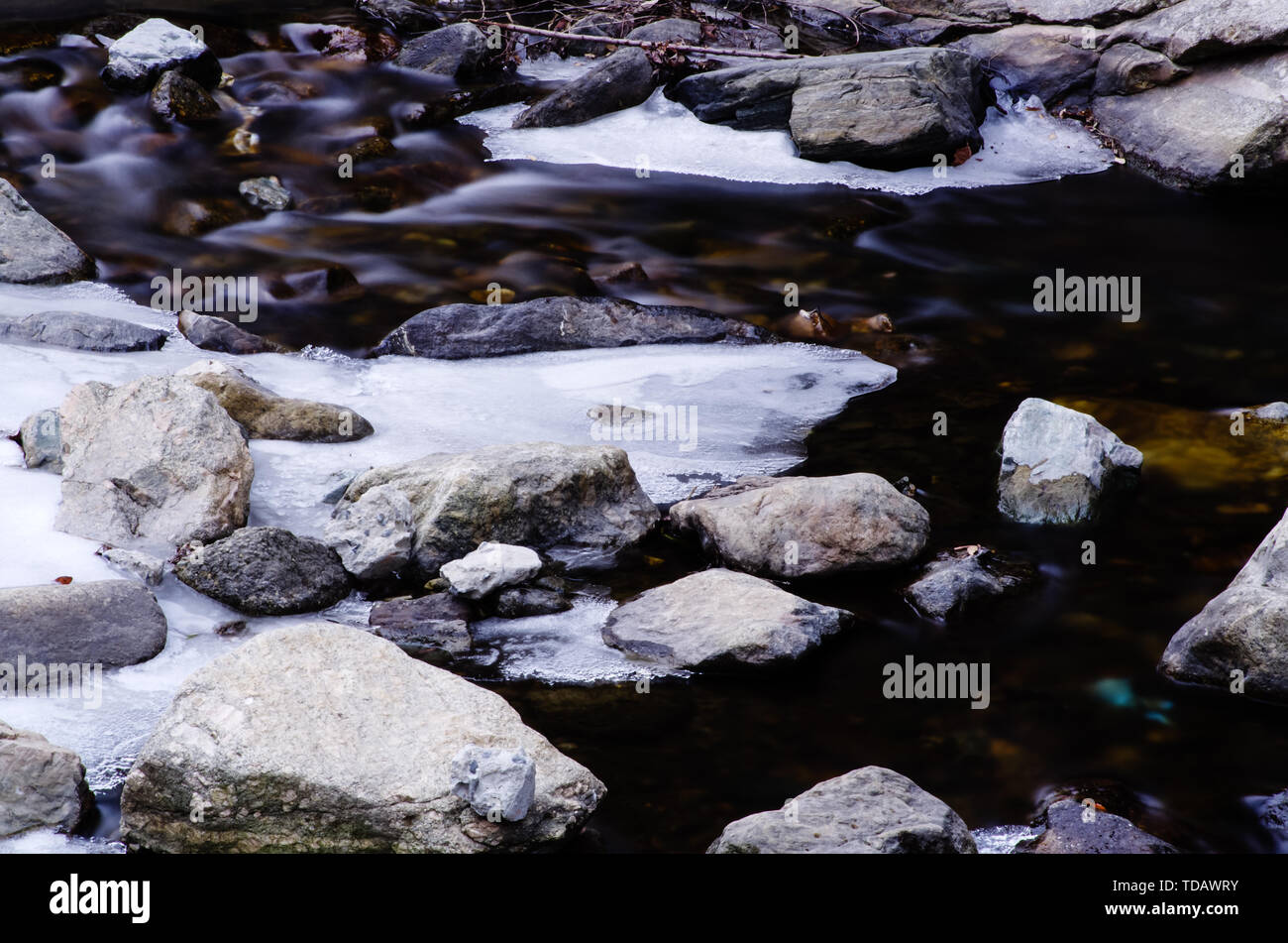 Qinling snow mountain hi-res stock photography and images - Alamy