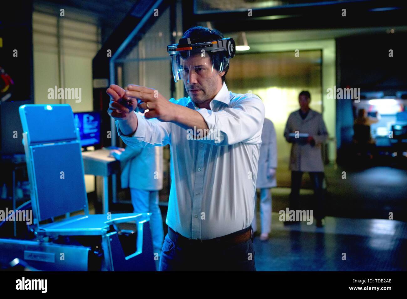 KEANU REEVES in REPLICAS (2019). Credit: DI BONAVENTURA PICTURES ...