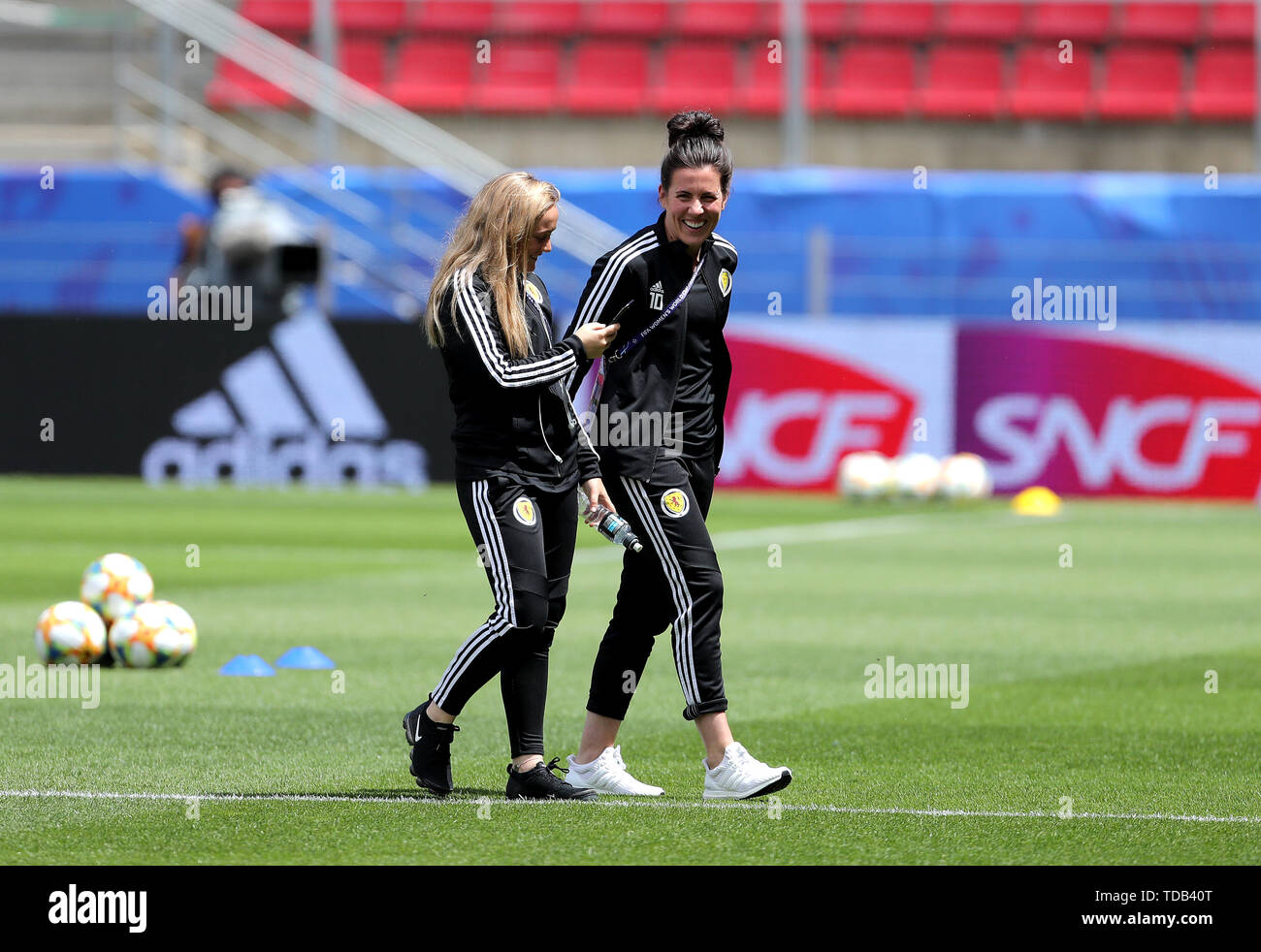 Scotlands leanne crichton hi-res stock photography and images - Alamy