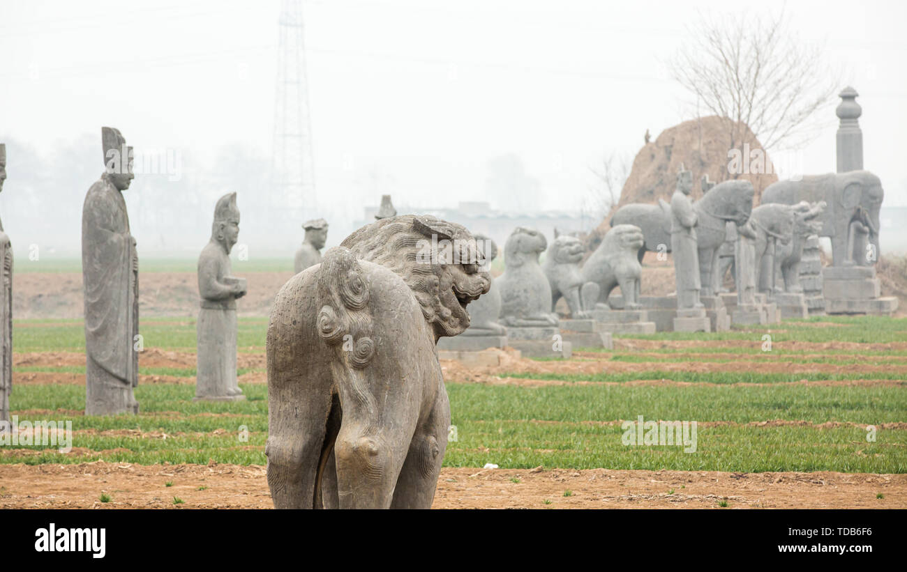 Stone statue of Song Ling Stock Photo - Alamy