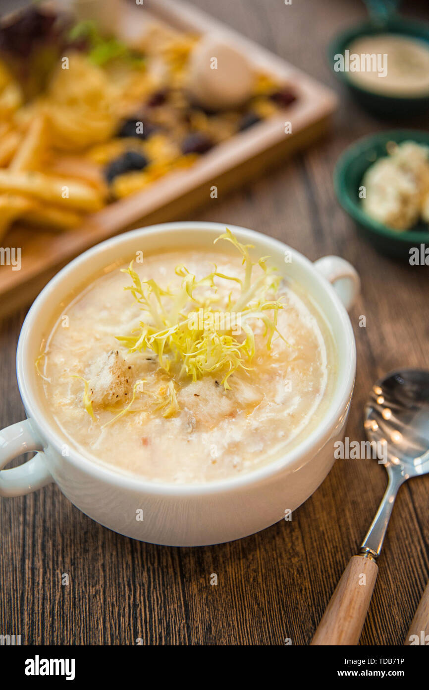Bowl of gumbo hi-res stock photography and images - Alamy