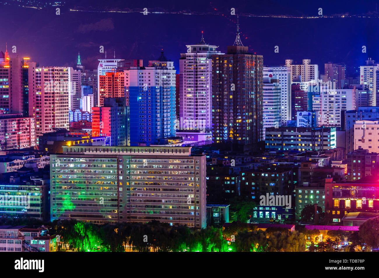 Lanzhou travel hi-res stock photography and images - Alamy