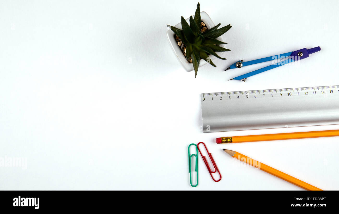 Minimal work space, flat lay photo of workspace desk Stock Photo - Alamy