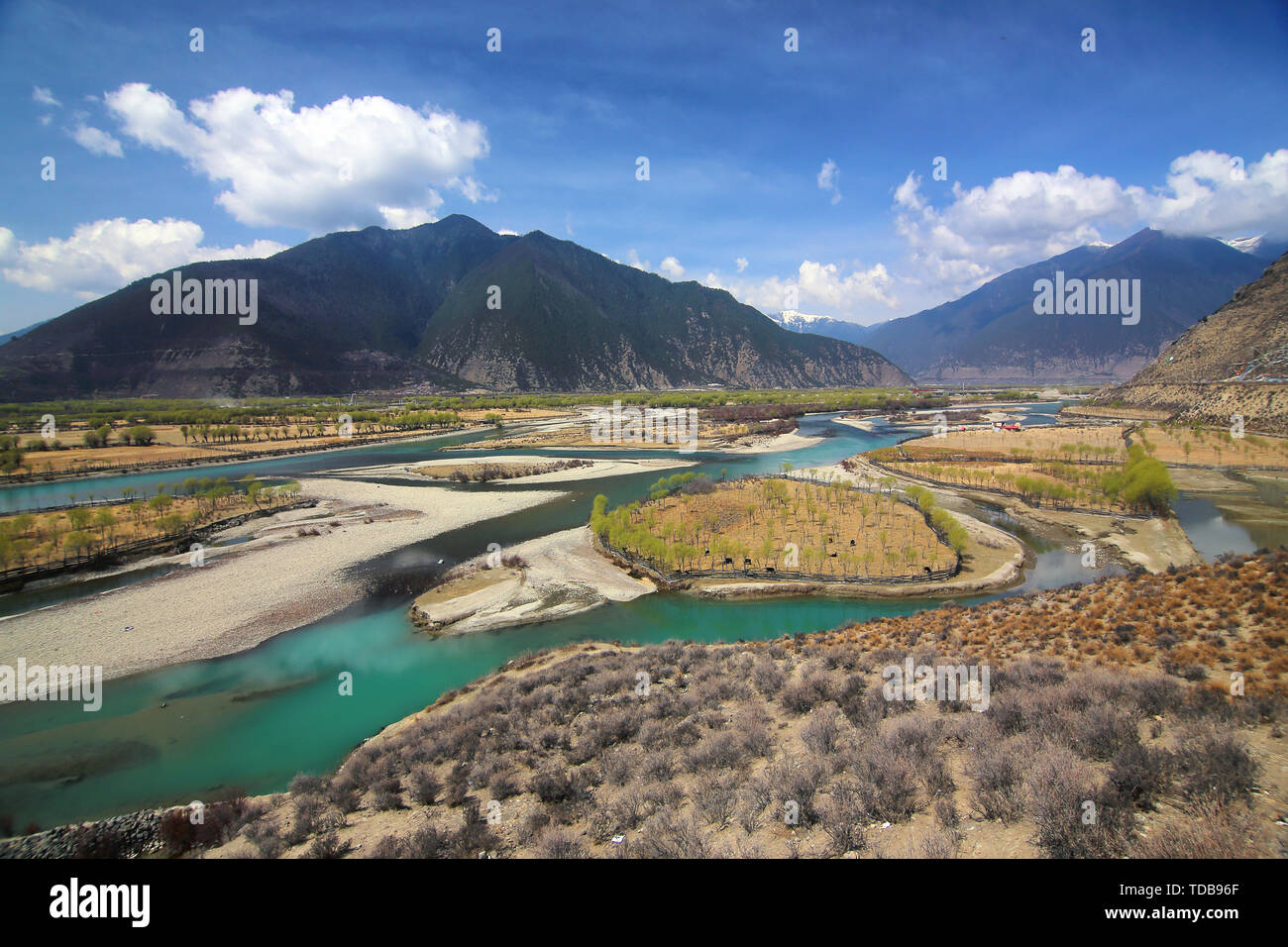 Confluence two mountain rivers hi-res stock photography and images - Alamy