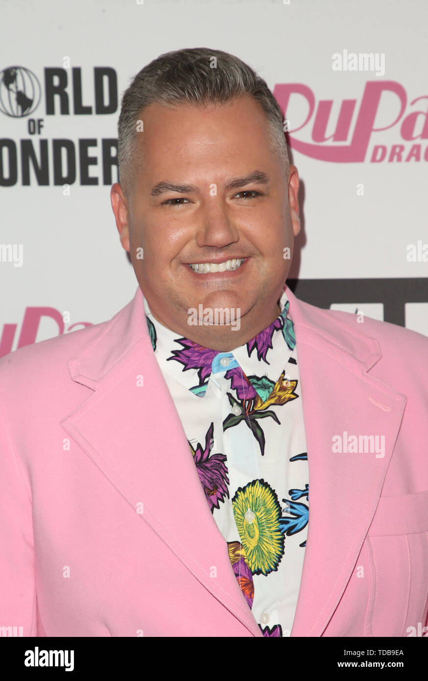 "RuPaul's Drag Race" Season 11 Finale Taping Featuring: Ross Mathews ...