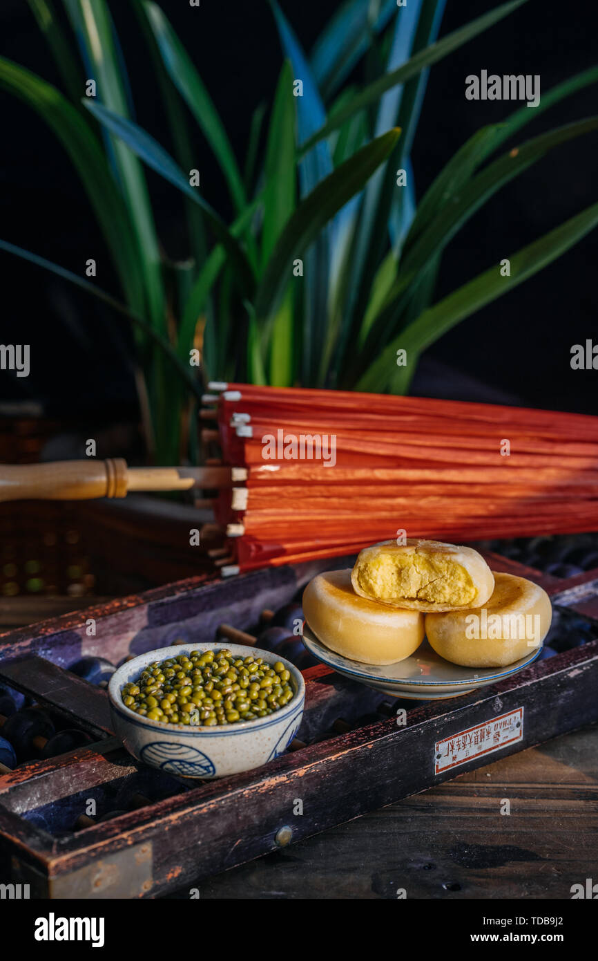 Nostalgic mung bean cakes Stock Photo - Alamy