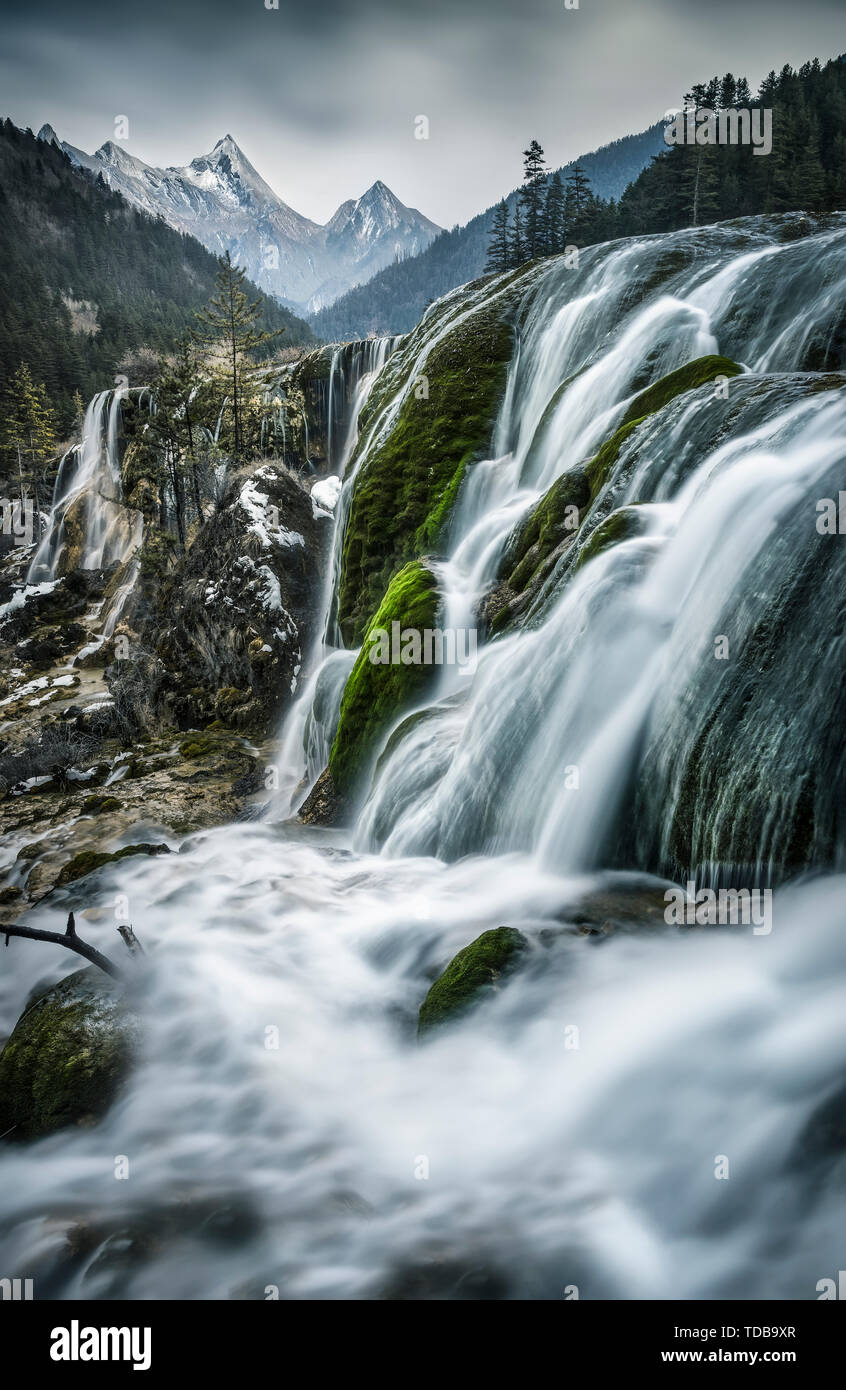 Pearl waterfalls hi-res stock photography and images - Alamy