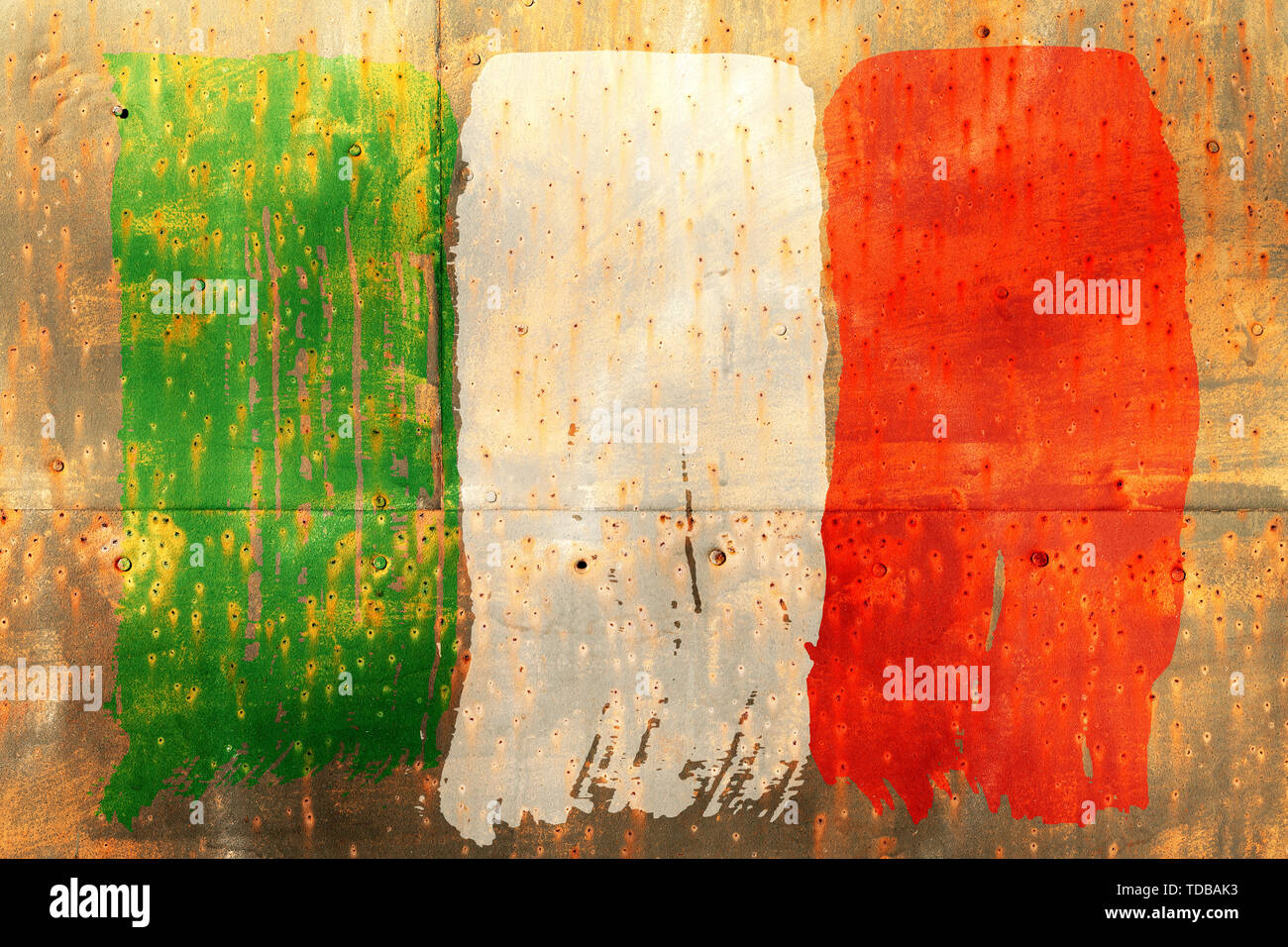 background of the old italian flag in grunge style Stock Photo - Alamy