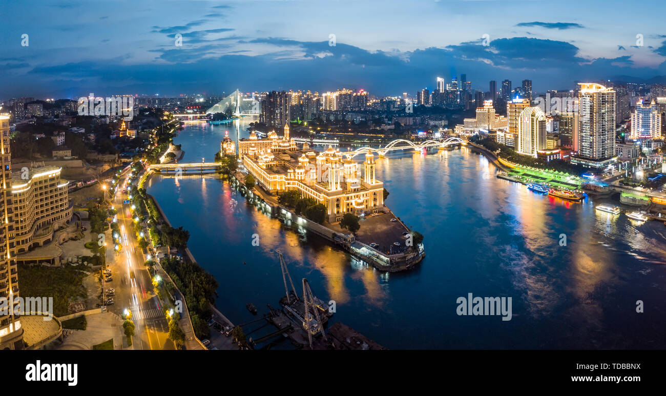 Zhongzhou island liberation bridge hi-res stock photography and images ...