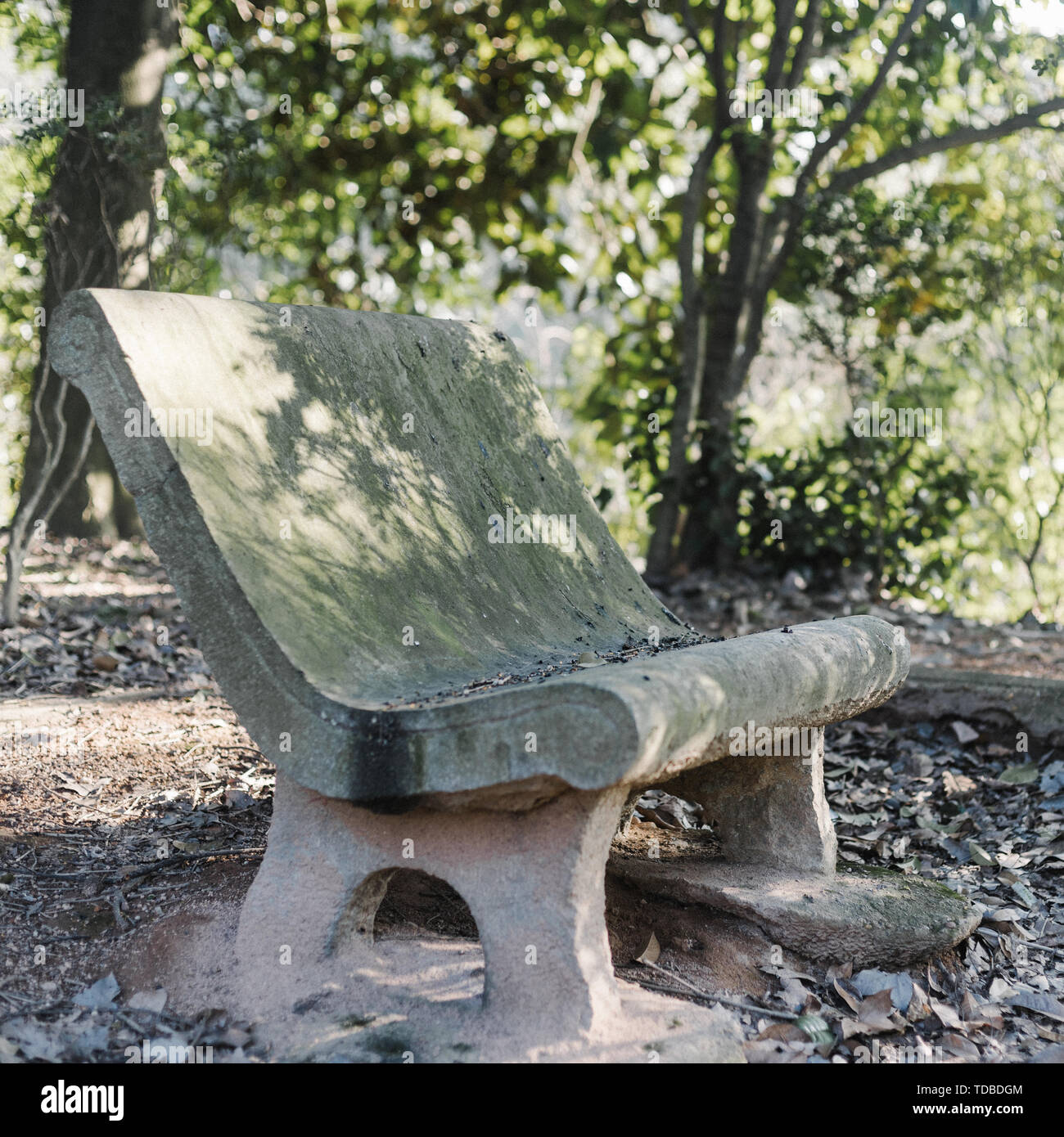 Old man chair lawn hi-res stock photography and images - Alamy