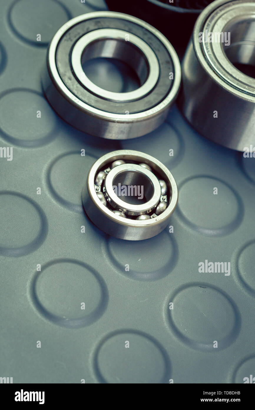 Set of steel ball bearings Stock Photo - Alamy