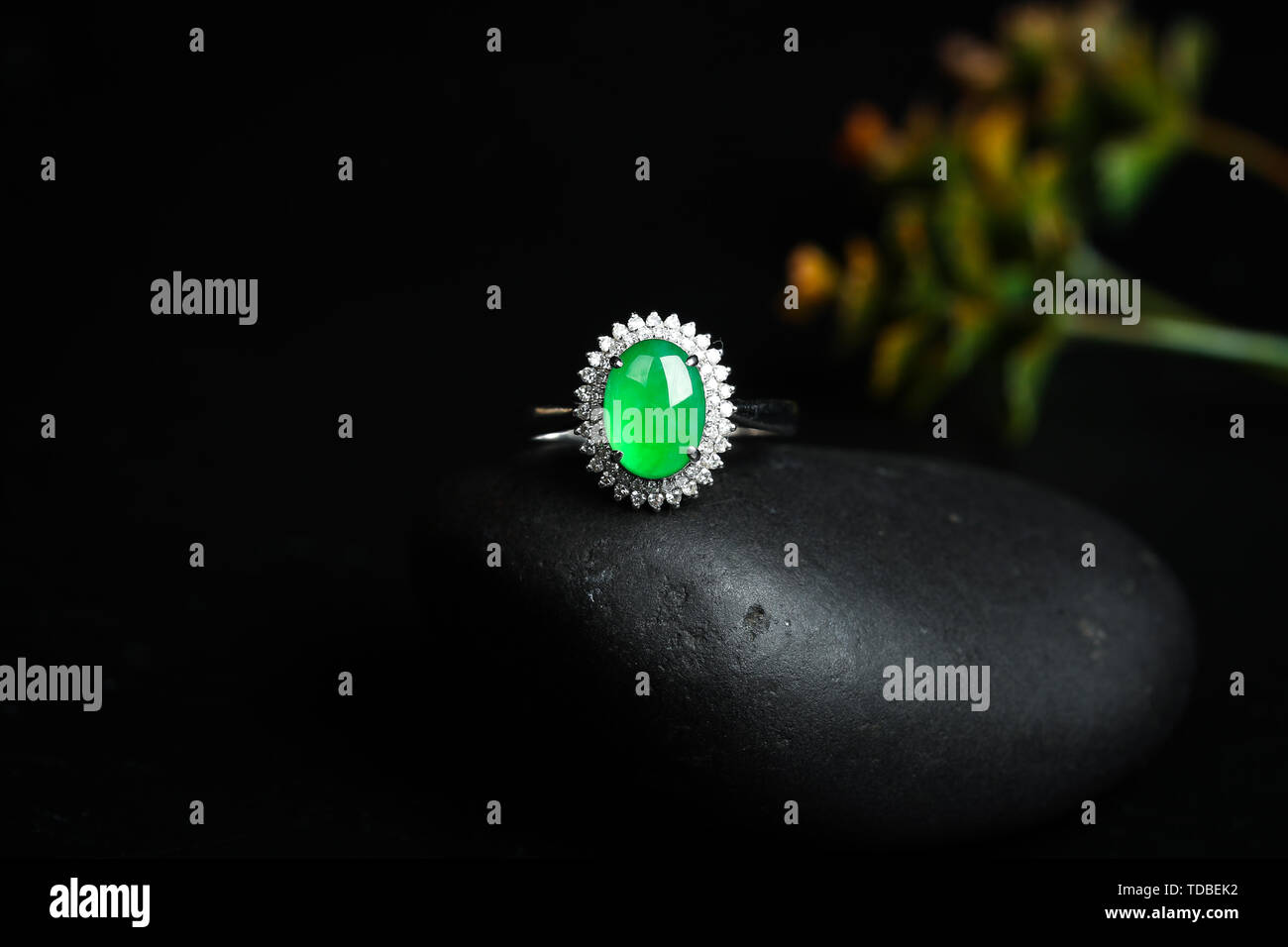 The emerald ring Stock Photo - Alamy