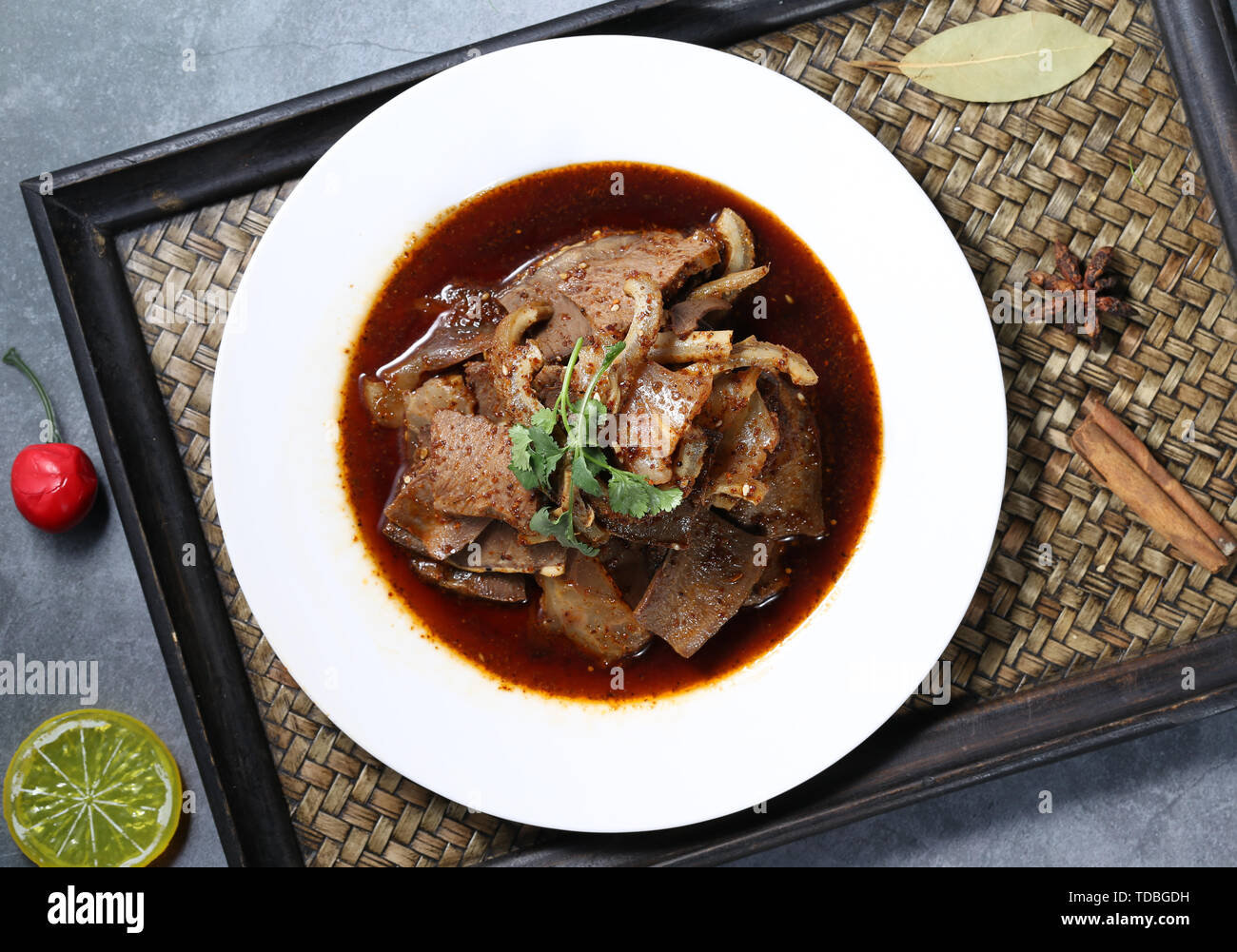 All kinds of Chinese cold vegetables, welcome food from media friends ...