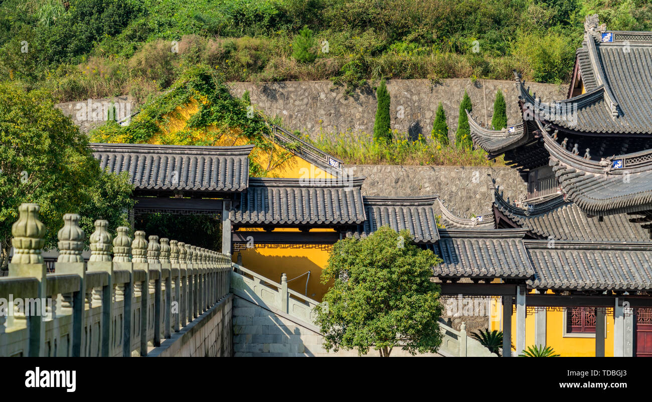 Ah Yuwang Ancient Temple Stock Photo - Alamy
