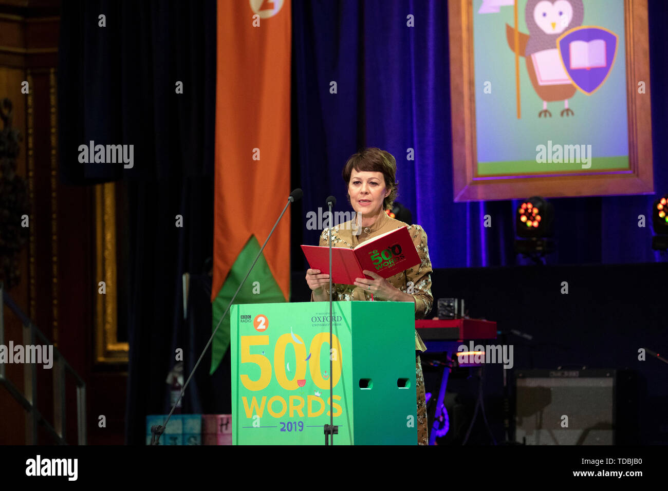 2 writing hi-res stock photography and images - Alamy