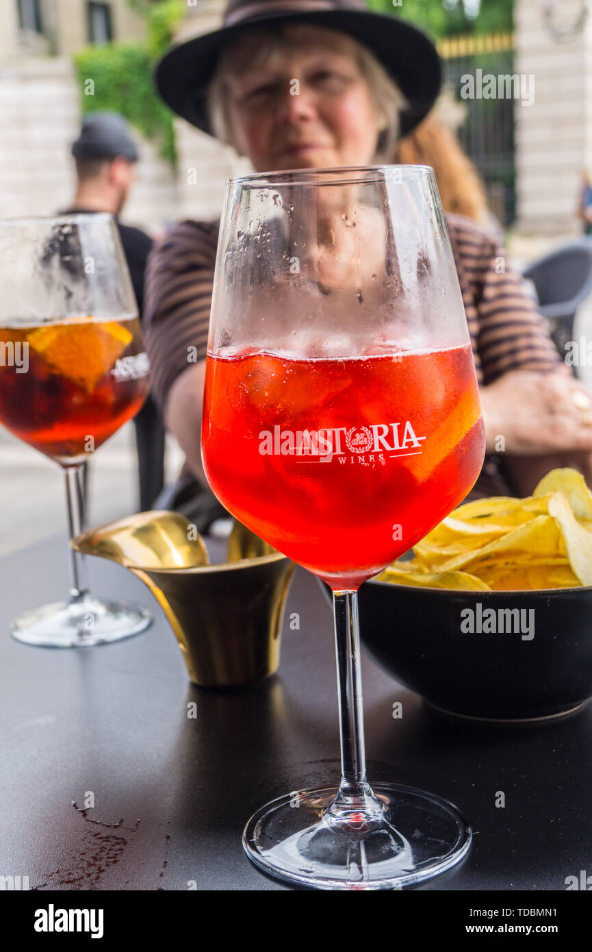Aperol spritz venice hi-res stock photography and images - Alamy