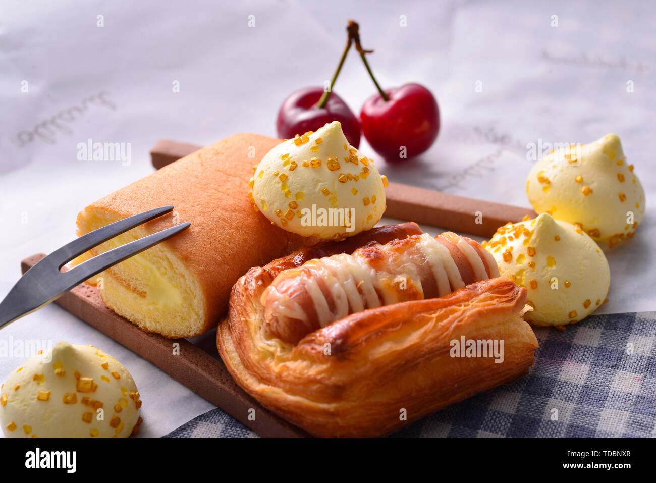 Meal cake on a picnic cloth. Afternoon tea Stock Photo - Alamy