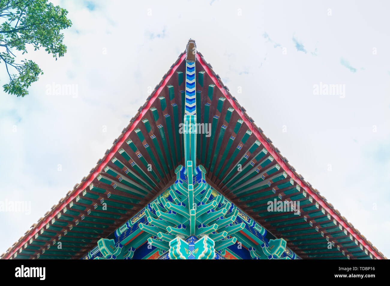 Eaves bucket arch of Confucius Temple in Suixi County, Guangdong ...