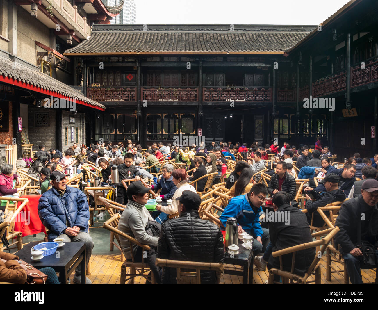Old chengdu market hi-res stock photography and images - Alamy