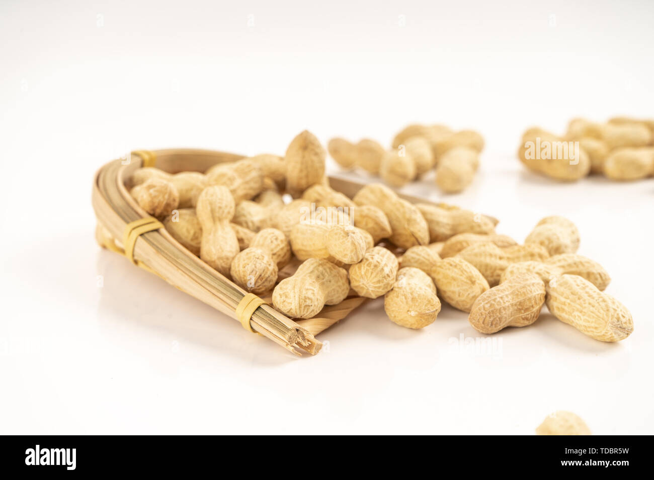 Multi-flavored thin-skinned peanuts Stock Photo - Alamy