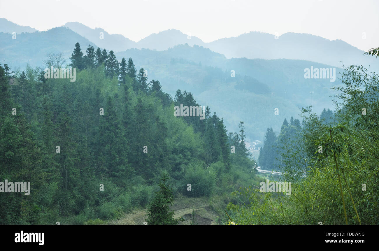 Scenery of Bashu mountains and rivers in Dazhu County, Sichuan Province ...