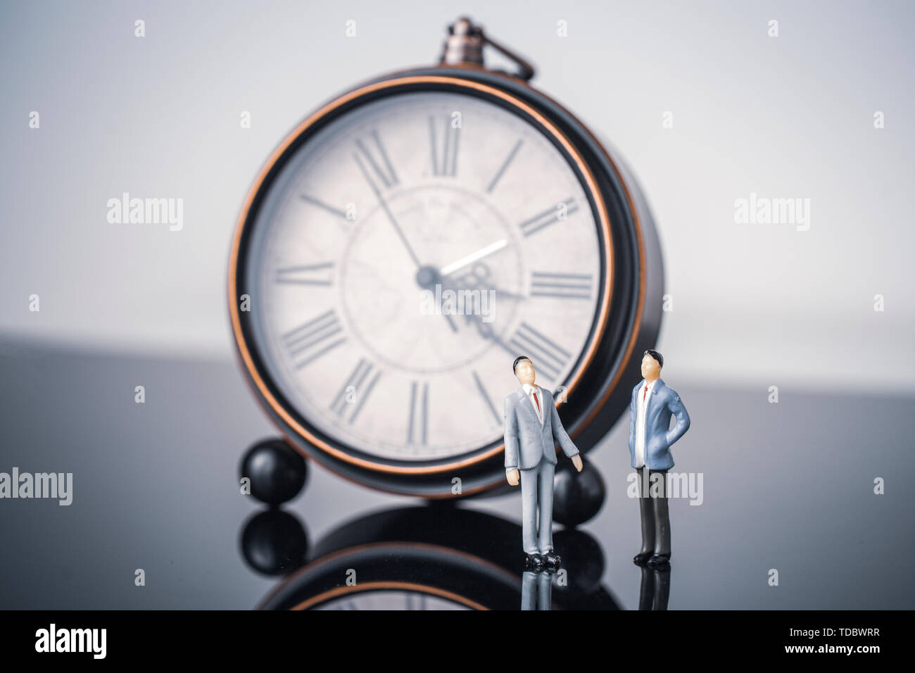 Financial and business cooperation Stock Photo - Alamy