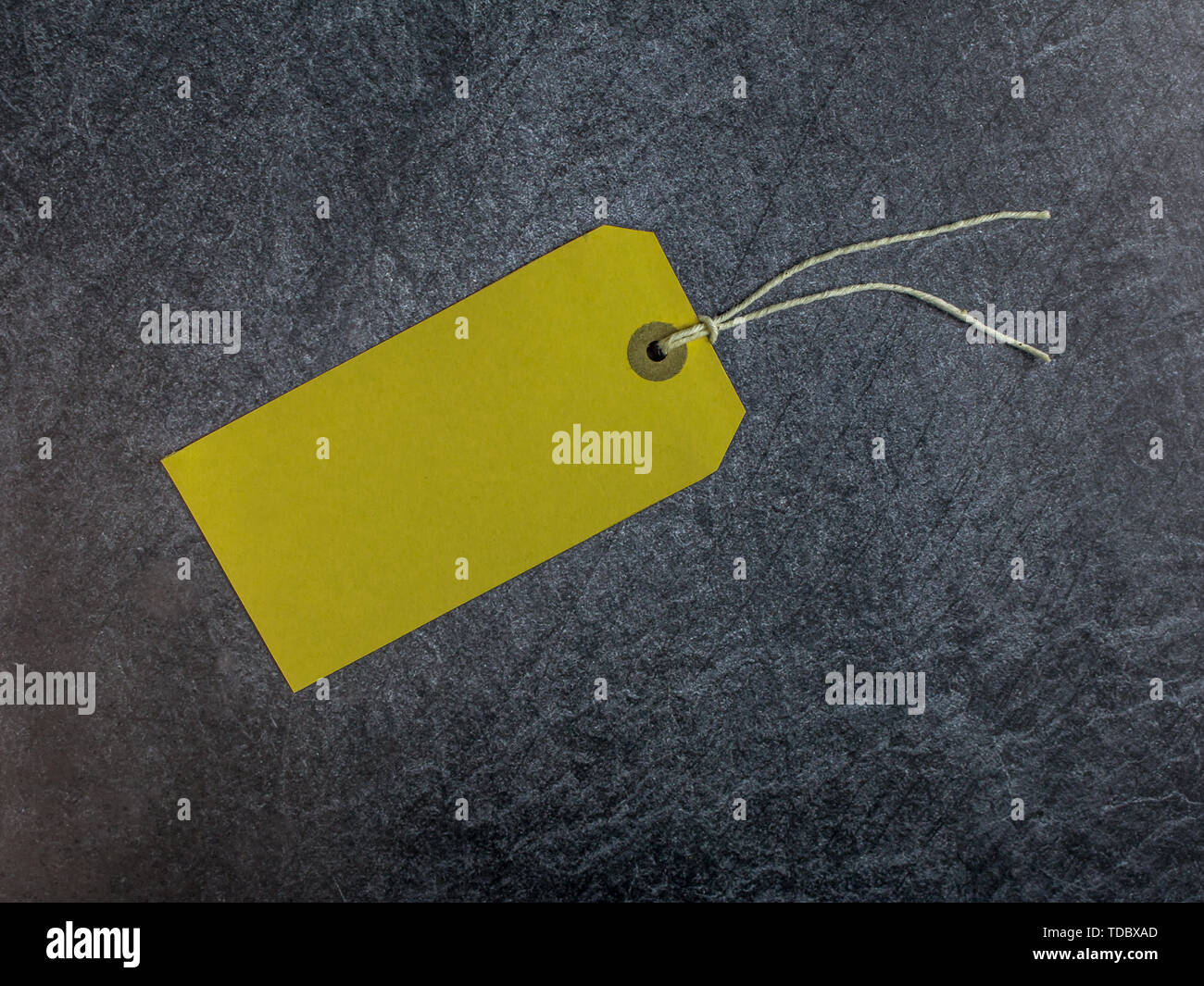 String attachment hi-res stock photography and images - Alamy