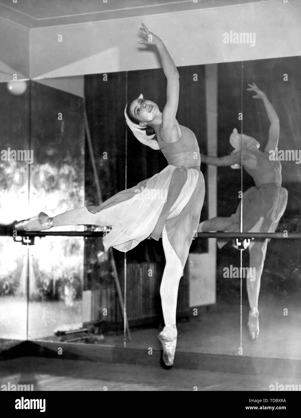 Margot fonteyn hi-res stock photography and images - Alamy