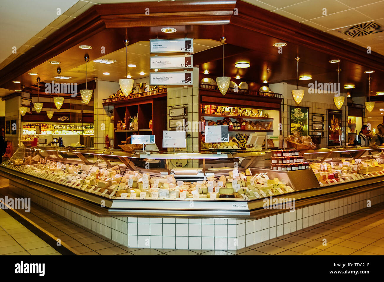 German supermarket interior hi-res stock photography and images - Alamy