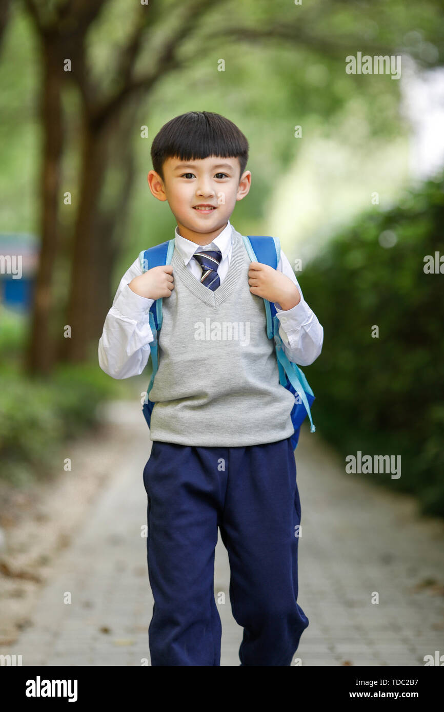 Chinese school uniform boy hi-res stock photography and images - Alamy